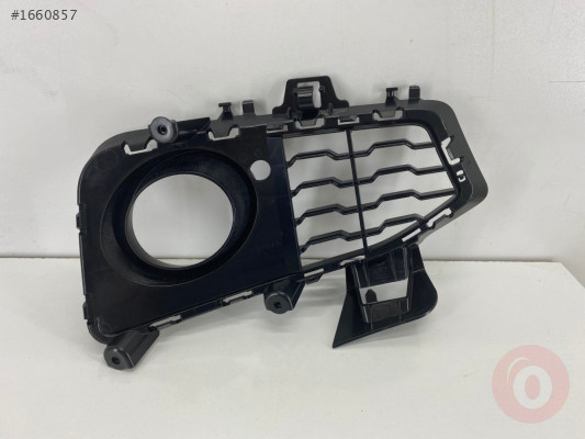 BMW F32 M Ön Tampon Sis Izgarası Sağ 51118054507 otocikma.com da - 1660857