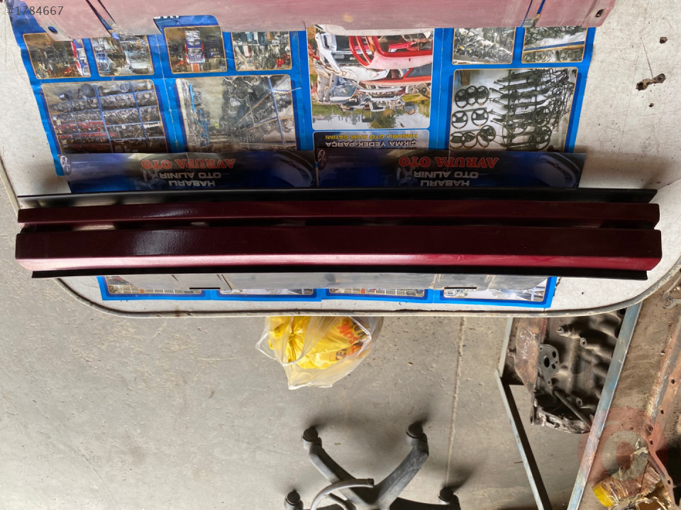 Renault Flash Ön Üst-Alt Panjur Çıkma Orjinal Hatasız Çıkma Yedek Parça ...