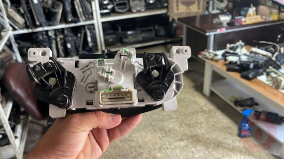 RENAULT CLİO SYMBOL KLİMA KONTROL PANELİ ORJ ÇIKMA Çıkma Yedek Parça ...