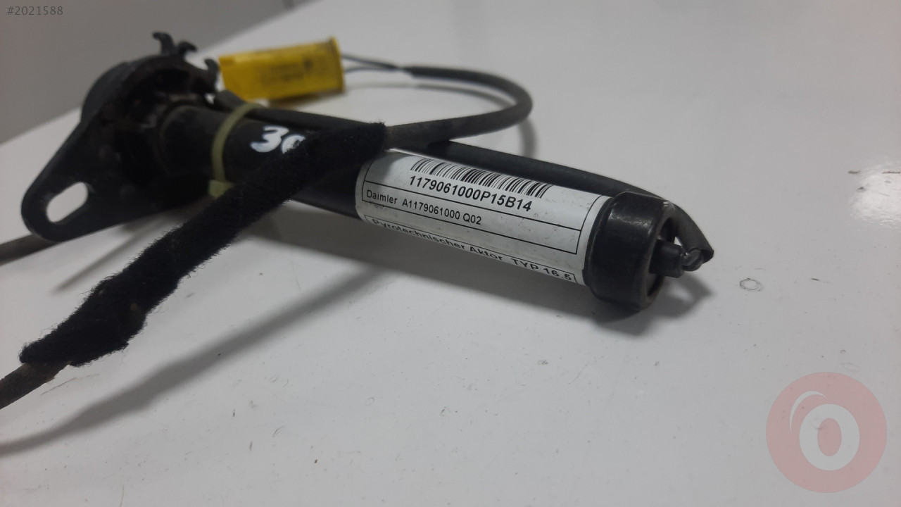 MERCEDES CLA W117 KAPUT AİRBAG FİŞEĞİ 1179061000 ÇIKMA Çıkma Yedek ...
