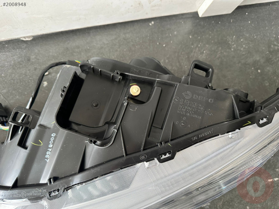 Volvo / S90 / VOLVO S60 V60 SAĞ FAR HALOGENE 8 SOKET 2014 31420116 773 ...