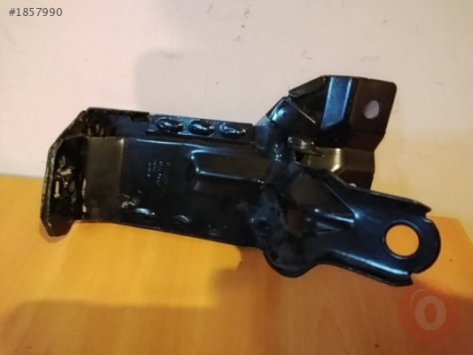 31261932 Volvo s60 radyatör sağ yan braketi orj sıfır otocikma.com da ...