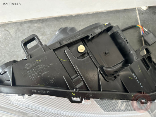 Volvo / S90 / VOLVO S60 V60 SAĞ FAR HALOGENE 8 SOKET 2014 31420116 773 ...