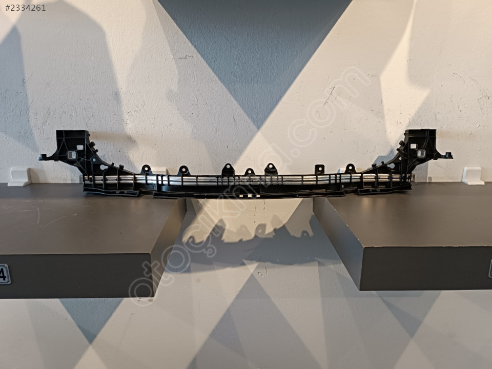 MERCEDES C W205 RADYATÖR DESTEK BRAKETİ 2015 2056206700 2056 Çıkma ...