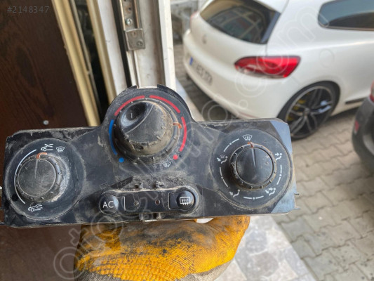 2003-07 RENAULT MEGANE 2 KLİMA KONTROL PANELİ ORJ ÇIKMA Çıkma Yedek ...