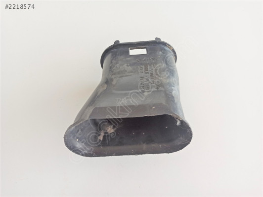 Dacia Duster Hava Filtre Giriş Borusu Çıkma 960155900R Çıkma Yedek ...