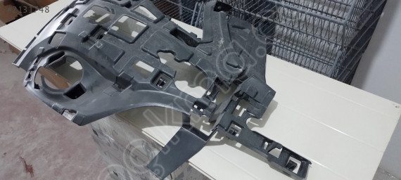 MERCEDES VİTO W447 ÖN TAMPON BRAKETİ SAĞ 4478800701 Çıkma Yedek Parça ...